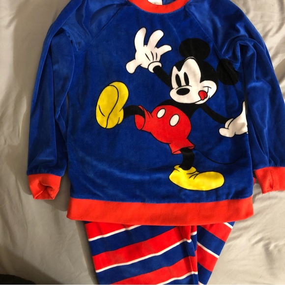 Disney | Pajamas | Disney Pajama Set | Poshmark